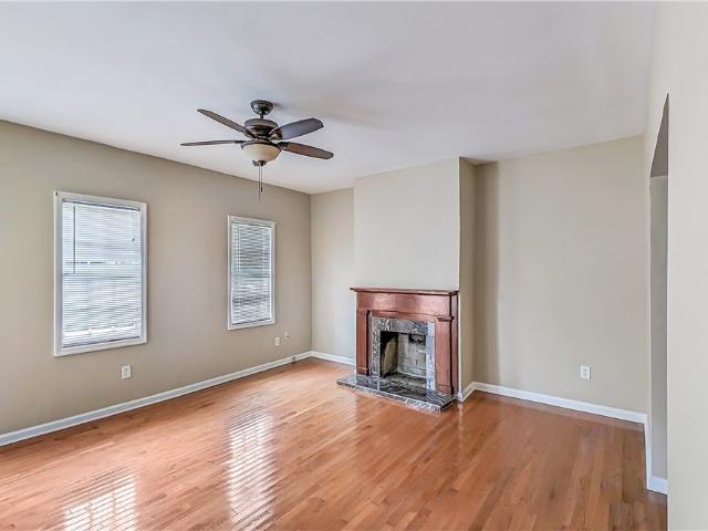615 Price Street