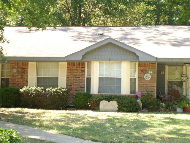 615 Robinson Road, 1 bed, 1 full bath