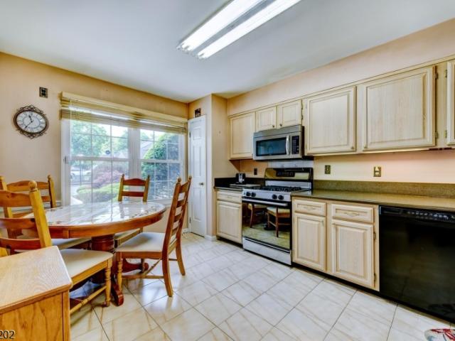 615 Revere Ct