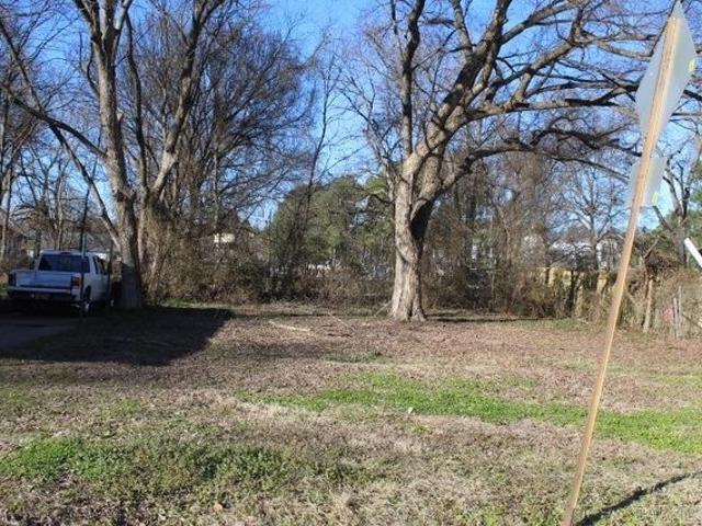 615 W 23rd St, North Little Rock, AR 72114
