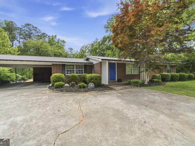 615 W Haynes St, Sandersville, GA 31082