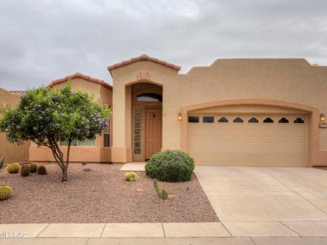 615 W Moorwood St, Green Valley, AZ 85614