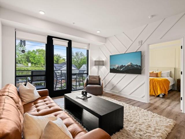 615 W Peace St Apt 207, Raleigh, NC 27605