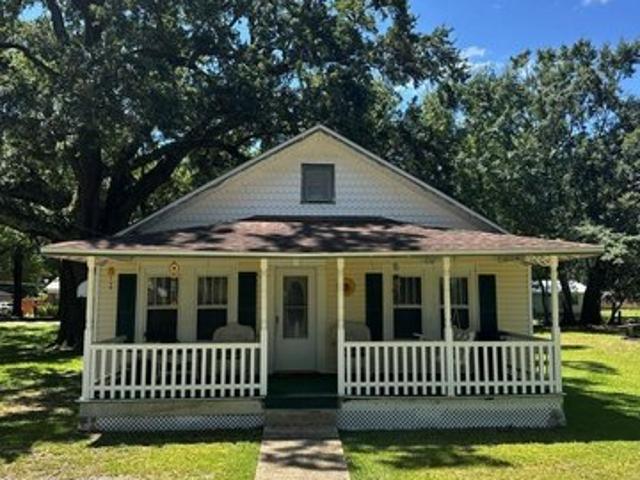 615 W Section Ave, Foley, AL 36535