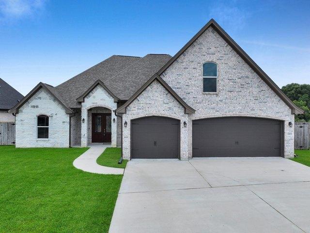 6165 Carrie Ln, Beaumont, TX 77713