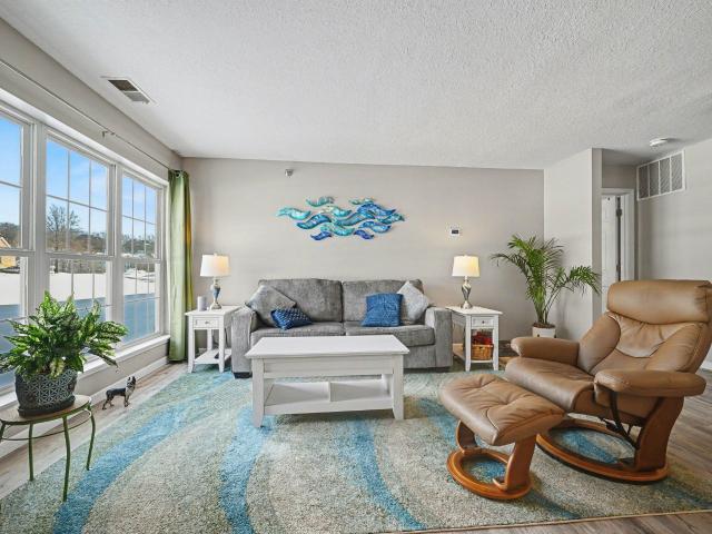 6165 Chasewood Parkway # 1