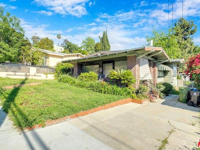 6166 Oak Crest Way, Los Angeles, CA 90042