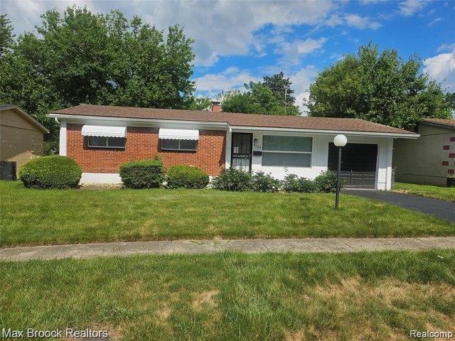 6168 Magnolia Dr, Mount Morris Township, MI 48458