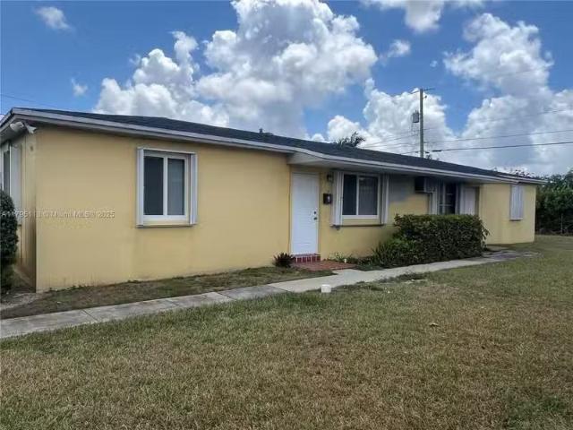 61602151 17962 Sw 296th St #A