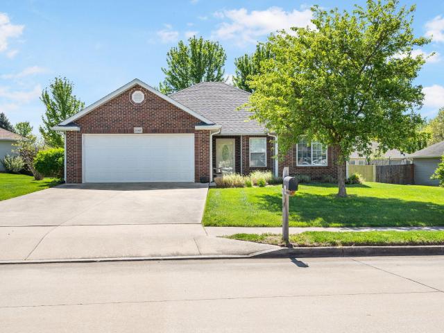 6160 Douglas PKY