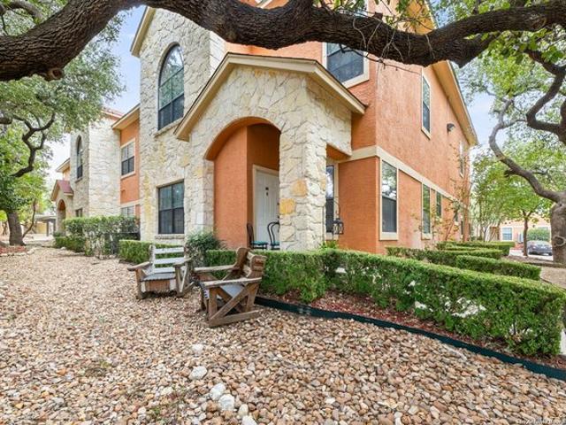 6160 Eckhert Rd Apt 204, San Antonio, TX 78240