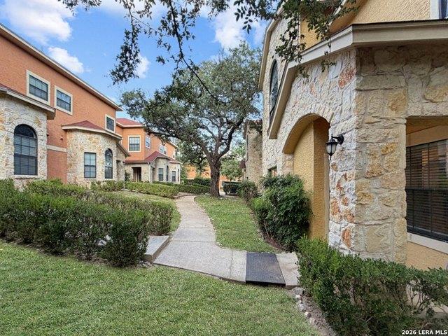 6160 Eckhert Rd Apt 802, San Antonio, TX 78240