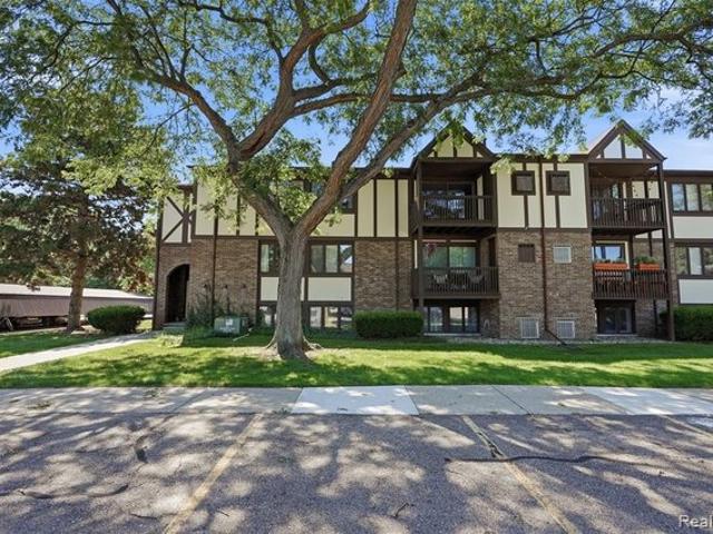 6160 Innkeepers Ct Apt 69, Meridian Township, MI 48823