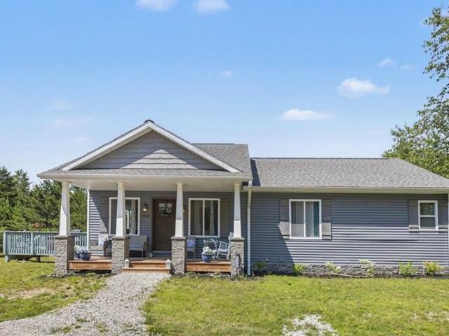 6160 W 10 1/2 Mile Rd, Mesick, MI 49668