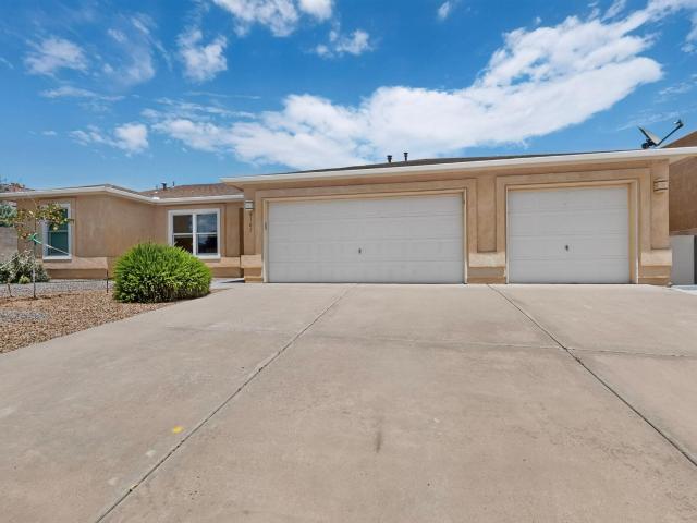 6161 Chaco Canyon Drive NE