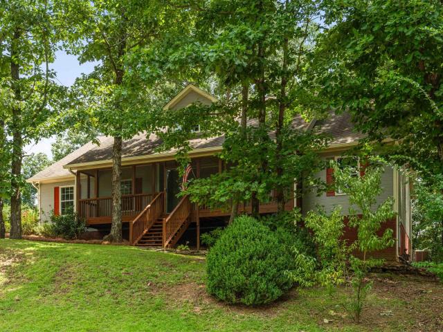 6161 Lakeside Drive