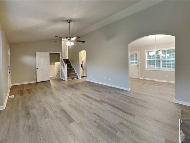 6161 Longwood