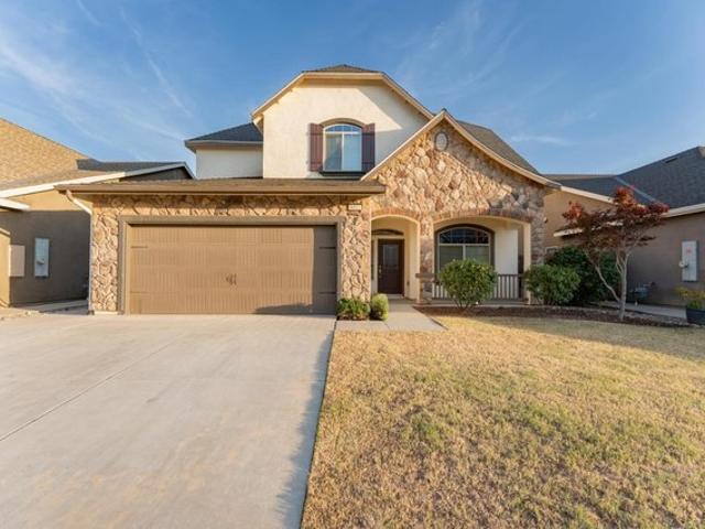 6162 E Farrin Ave, Fresno, CA 93727