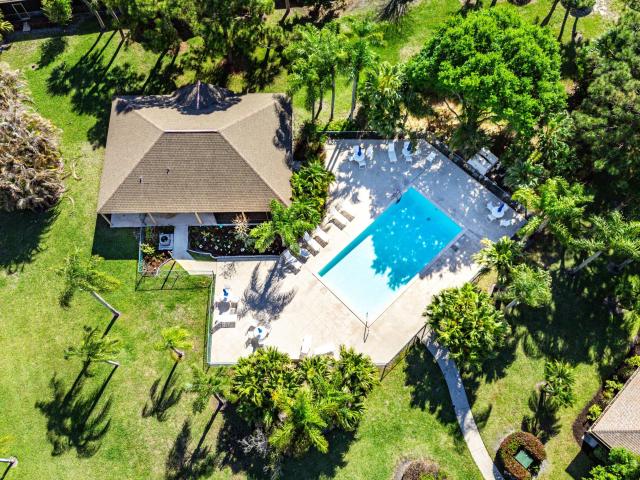 6163 SE Georgetown Pl, Hobe Sound, FL 33455 | MLS #B26007 | Compass