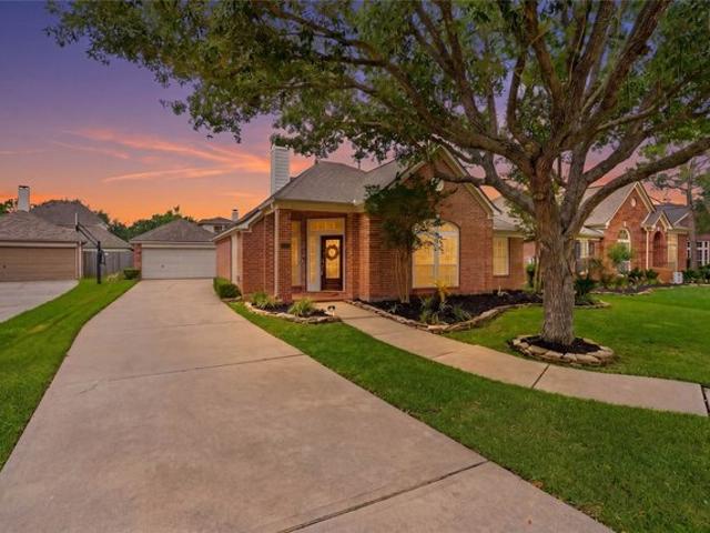 6163 Sheffield Ln, League City, TX 77573