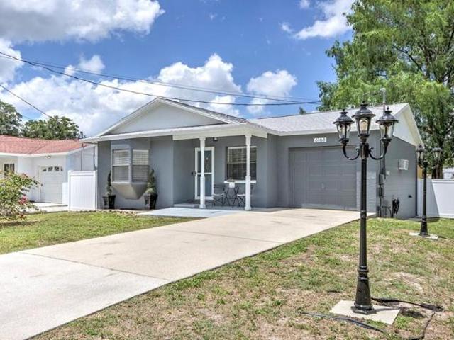 6163 59th Pl N, Saint Petersburg, FL 33709