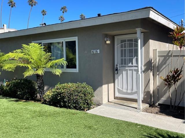 616 15th St, Huntington Beach, CA 92648 | MLS #OC26064 | Compass