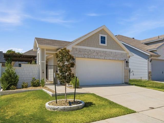 616 Coleman St, Aubrey, TX 76227