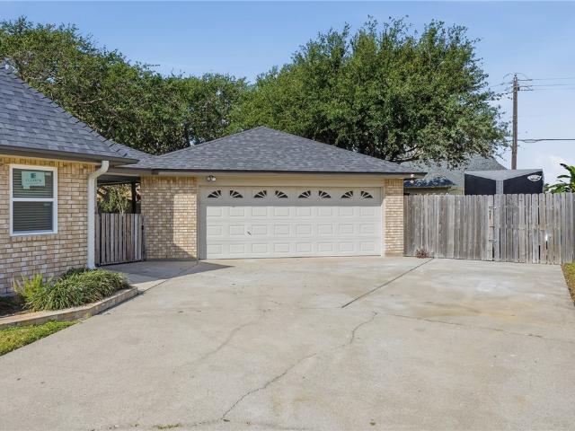 616 Colonial Drive