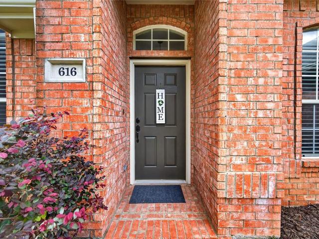 616 Chestnut Drive
