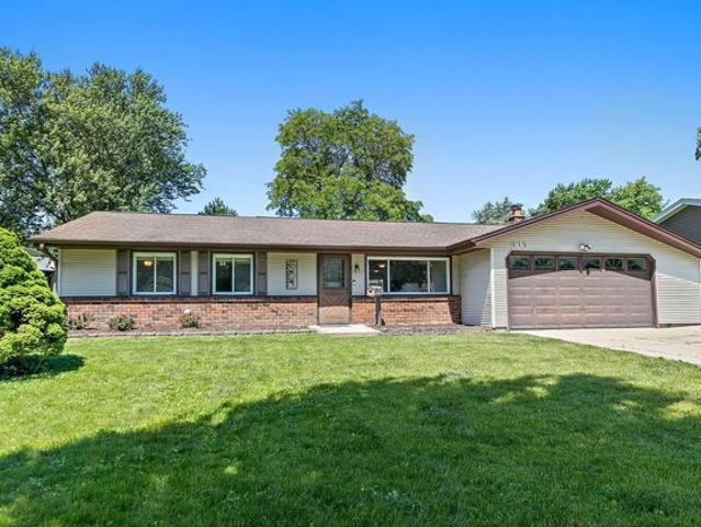 616 Clover Ln, Schaumburg, IL 60193