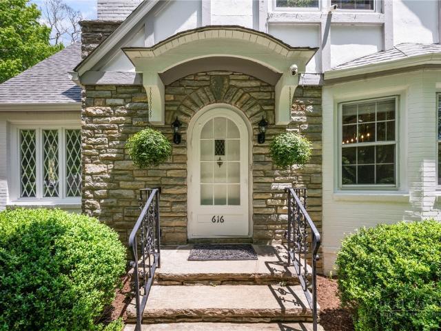 616 Cranberry Street