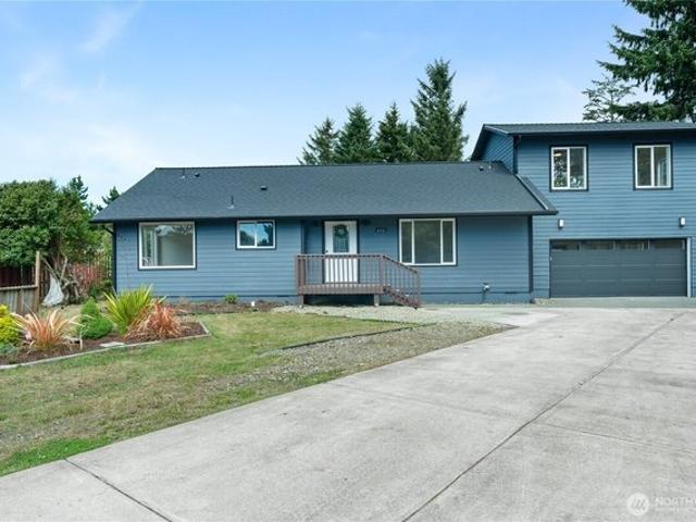 616 Aster Ct SE, Ocean Shores, WA 98569