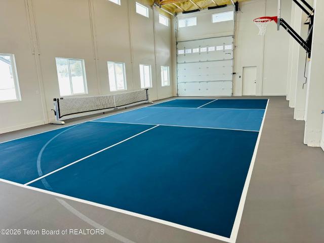 616 Buckboard Dr, Thayne, WY