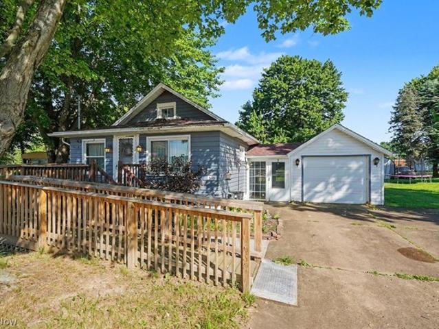 616 E 1st St, Minerva, OH 44657