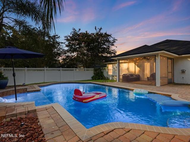 616 E Tropical Trce, Saint Johns, FL 32259