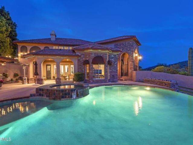 616 E Yearling Rd, Phoenix, AZ 85085