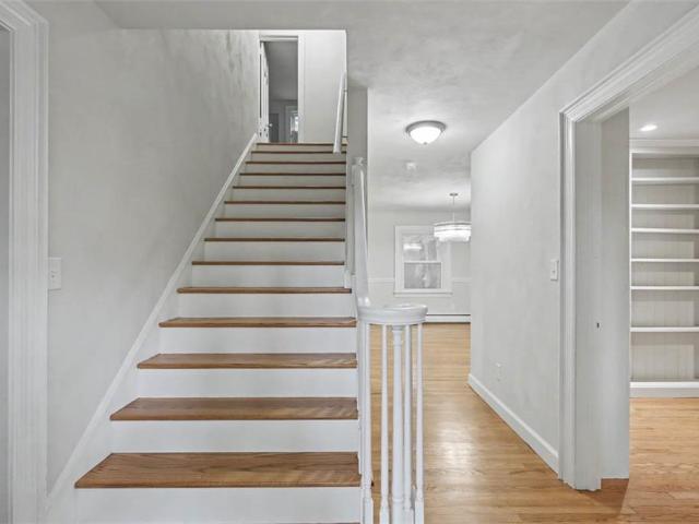 616 E Lynn Shores CIR