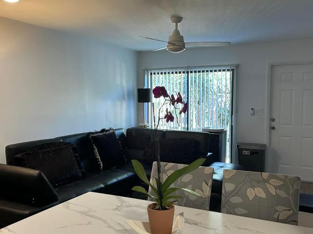 616 Executive Center Dr, Unit 5201, West Palm Beach, FL 33401 | MLS #R11162 | Compass