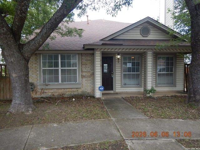 616 Fern Meadow Dr, Universal City, TX 78148