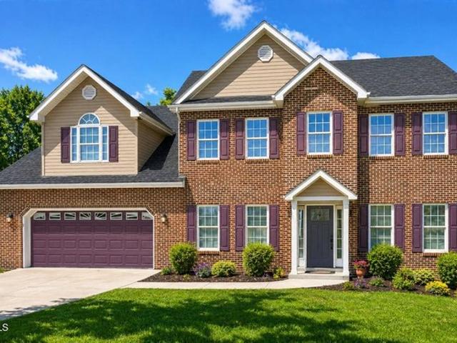 616 Kings Ridge Dr, Blountville, TN 37617