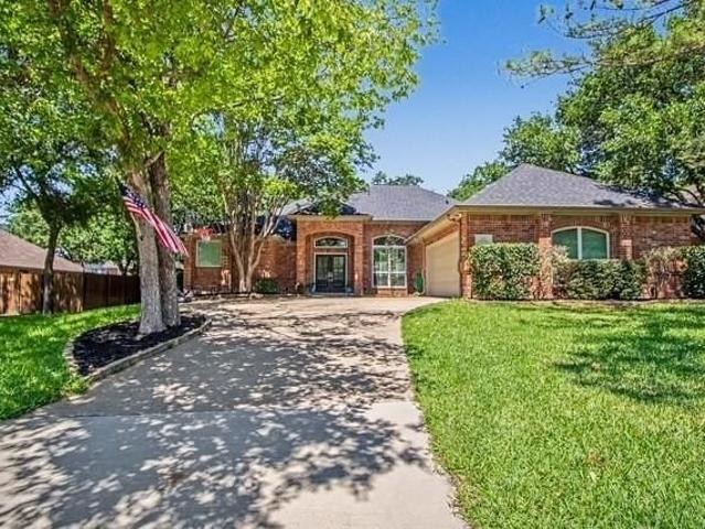 616 Indian Creek Dr, Trophy Club, TX 76262