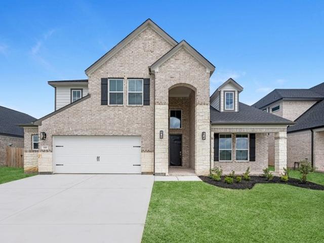 616 Juniper Heights Ln, Waller, TX 77484