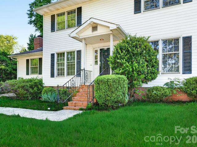 616 Old Farm Road