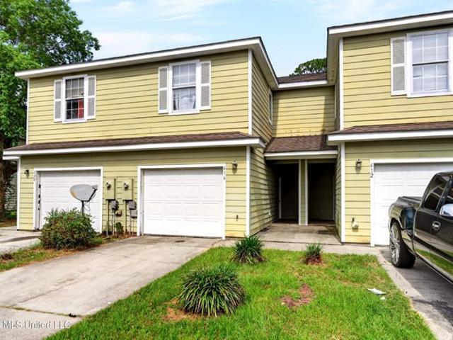 616 Layton Dr, Gulfport, MS 39507