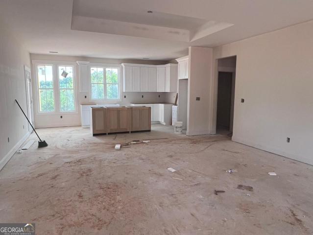 616 Lake Laurel