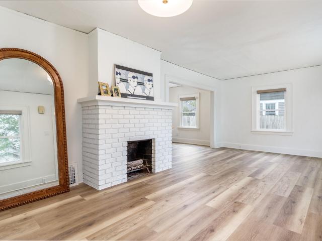 616 Lynn Avenue