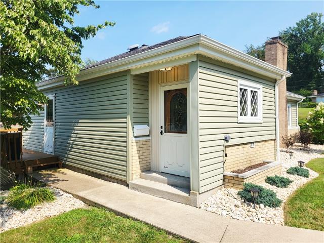 616 Maple Street