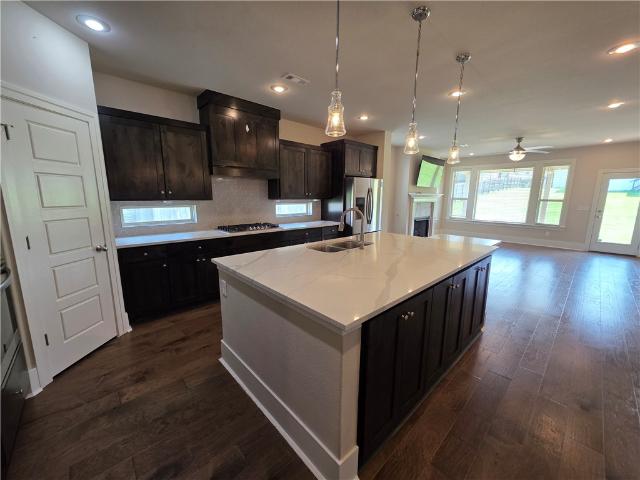 616 Mill Pond Way