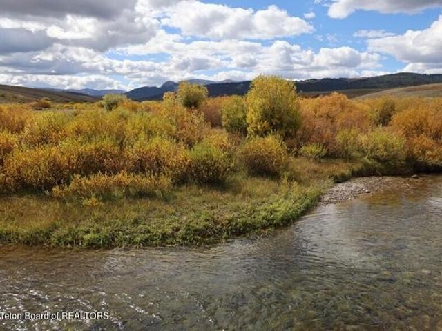 616 N Cottonwood Rd, Daniel, WY 83115