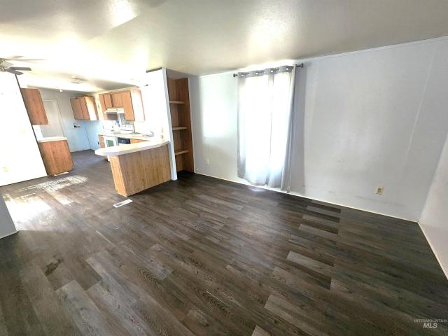 616 N Kings Rd, Nampa, ID 83687 | MLS #98994